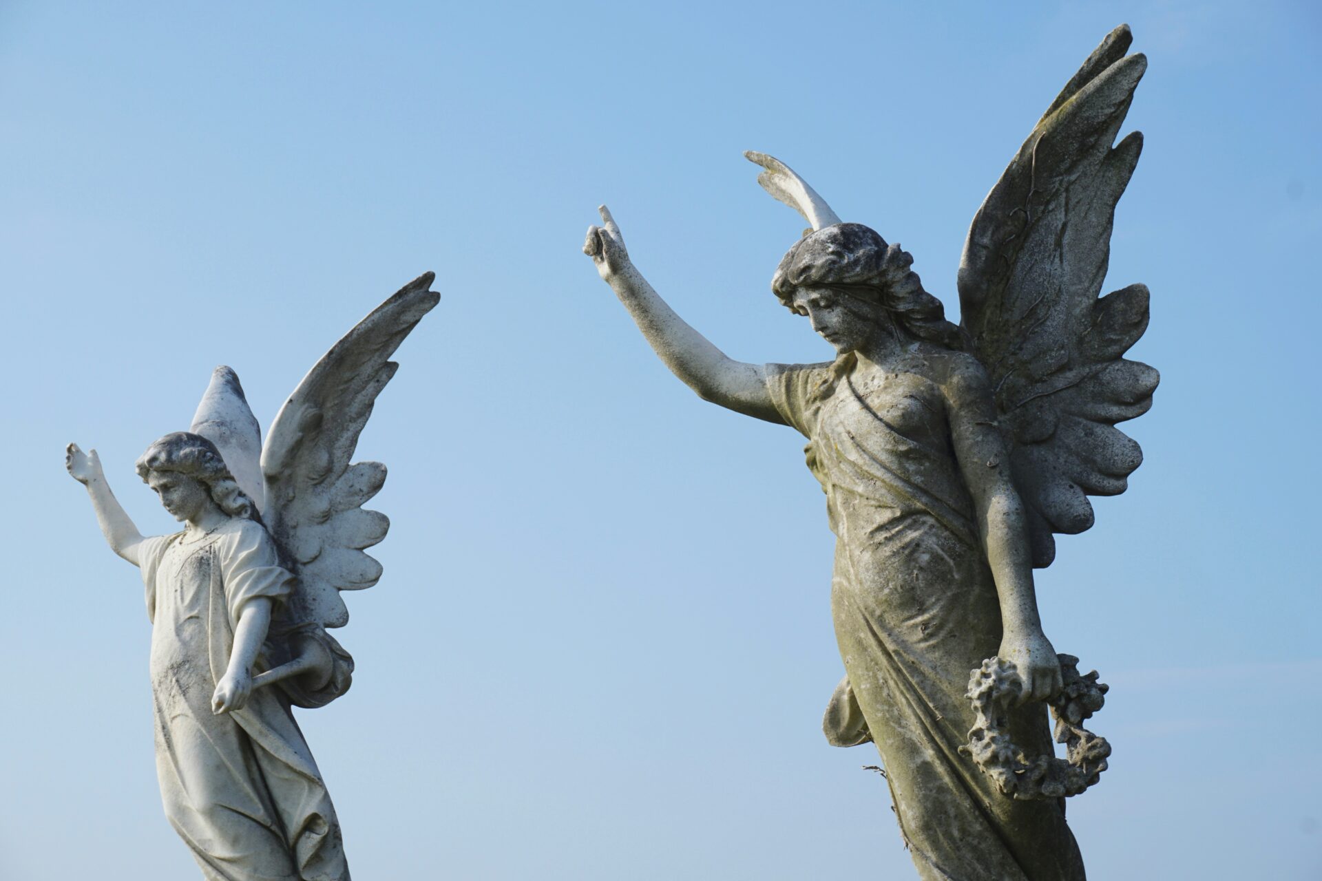 What Are Guardian Angels? - FOCUS
